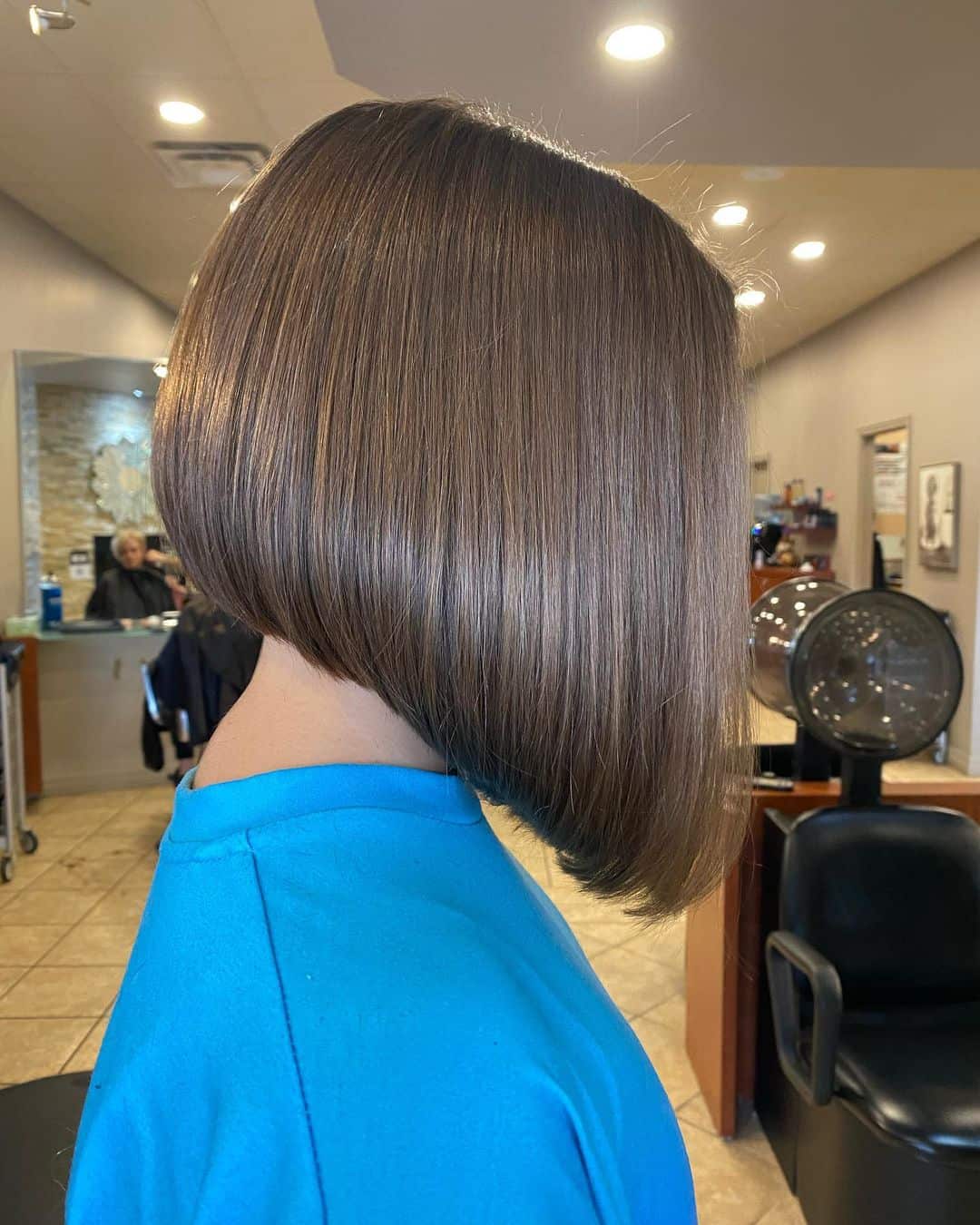 60 Inverted Bob Haircuts To Try For a Head-Turning Refresh